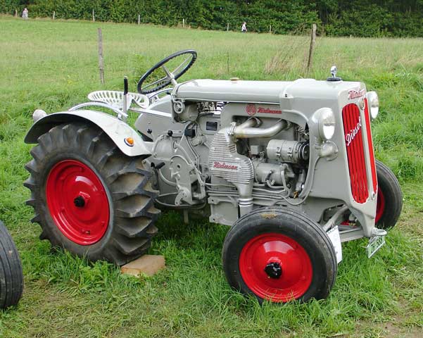 Bilder von Oldtimer Traktoren